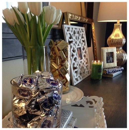 How to Create Vignettes in Decorating - MomAdvice